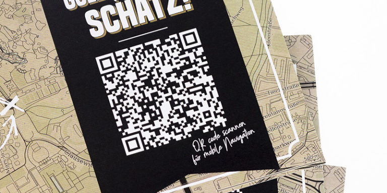 Printed maps or QR codes? | locr EN